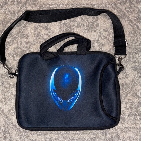 Alienware | Computers, Laptops & Parts | Alienware Small Satchel Cross ...
